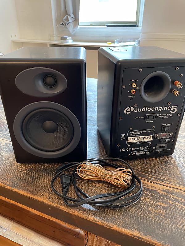 AudioEngine A5 Powered Bookshelf Speakers 2010s - Matte Black | Reverb