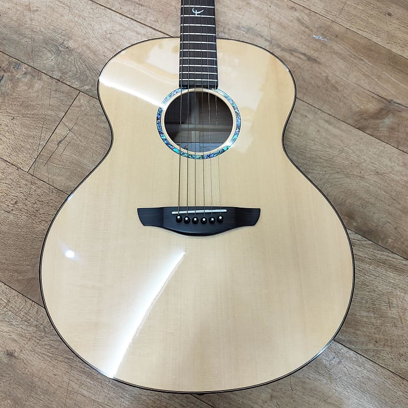 Faith Neptune FSGN-HSY-PJE Signature 2014 | Reverb