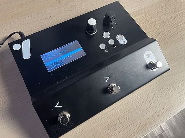 idoru P-1 2025 - Live backing 6 tracks player | Reverb