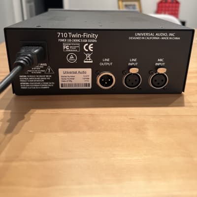 Universal Audio 710 Twin-Finity Microphone Preamp 2009 - | Reverb