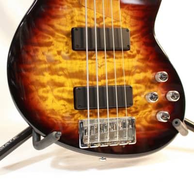 Samick FN55 Fairlane 5 String Electric Bass in Sunburst | Reverb UK