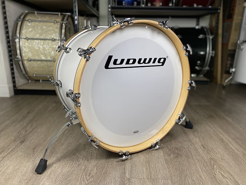Ludwig 14x22 White Cortex Kick Drum 1970s | Reverb