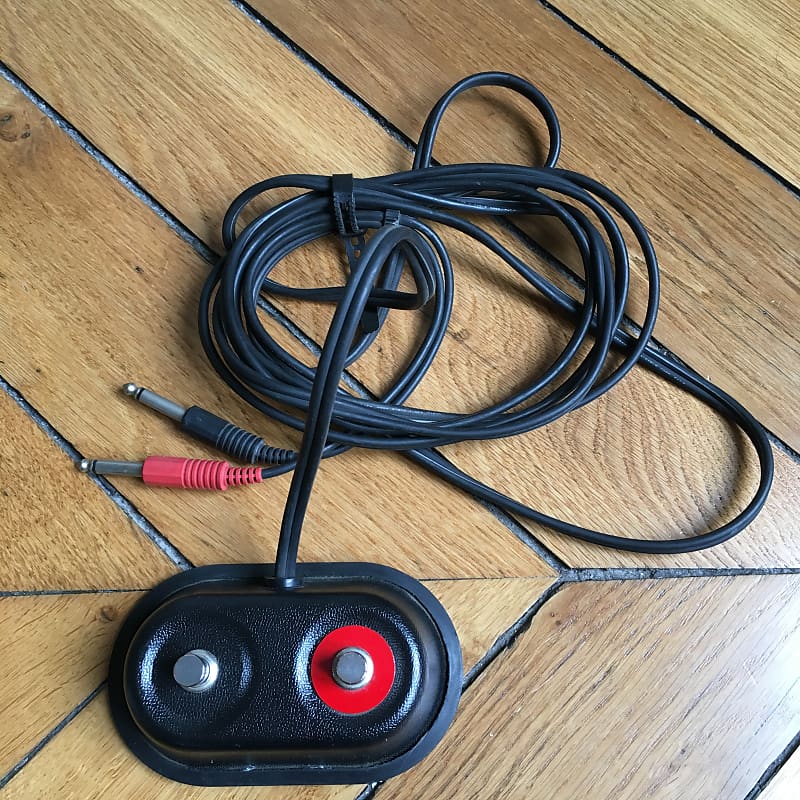 Footswitch Roland FS-2 | Reverb