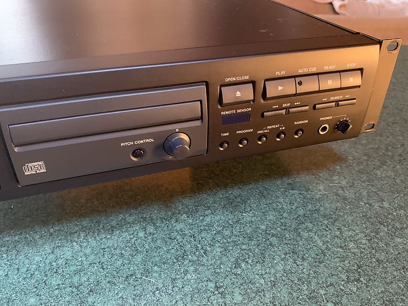 TASCAM CD-150 Rackmount CD Player | Reverb