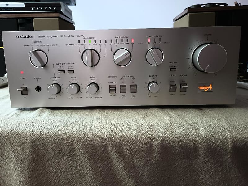 Technics SU V8 audiophile integrated amplifier in very good | Reverb