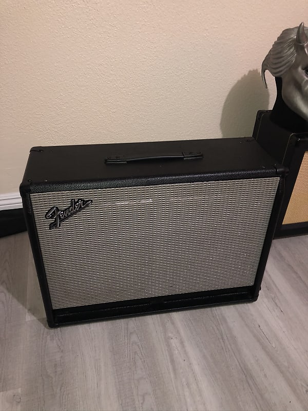 Fender 2x12 - Black | Reverb
