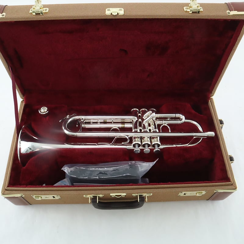 Jupiter XO Model 1600IS Roger Ingram Professional Bb Trumpet | Reverb