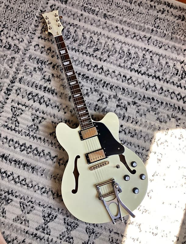 Sublime Guitars Chieftain Deluxe - es-335 Lambertones Crema | Reverb