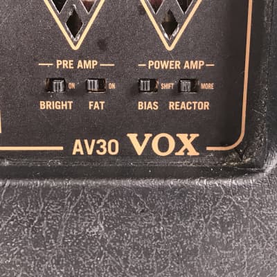 Vox AV30 - 30-watt 1x10" Analog Valve Modeling Amplifier | Reverb