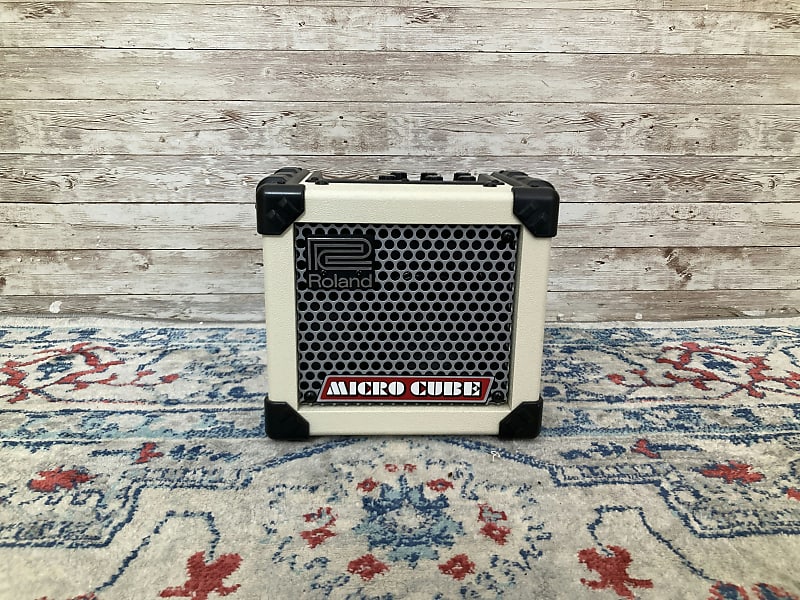 Used Roland MICRO CUBE WHITE Solid State Guitar Amp | Reverb
