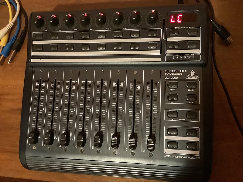 Behringer BCF 2000 | Reverb