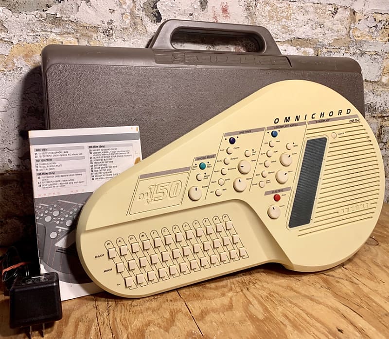 Suzuki Omnichord OM-150 | Reverb