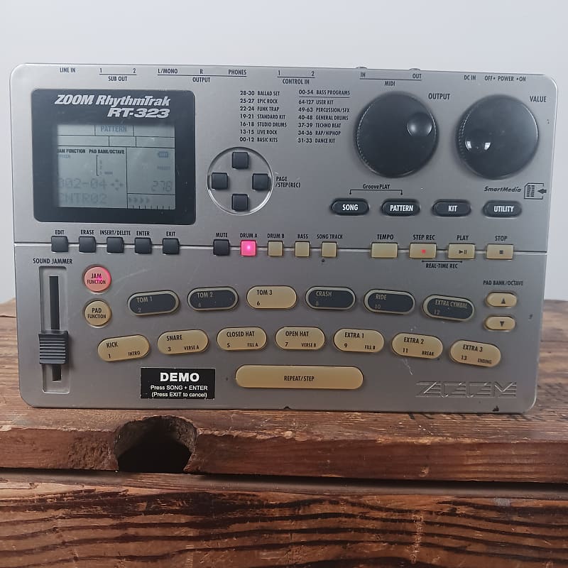 Zoom Rhythm Trak RT-323 Drum Machine | Reverb