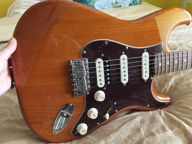 Fender Stratocaster 2011 Trans Amber | Reverb