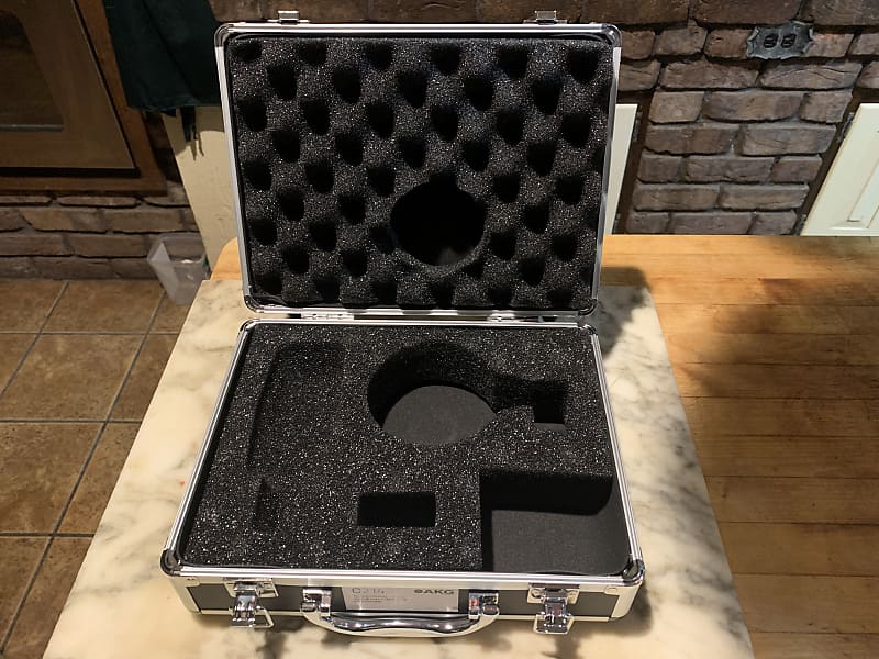 AKG C214/C414 B- XLS/ B- ULS/TL ll/ EB MIC CASE- EXCELLENT! | Reverb