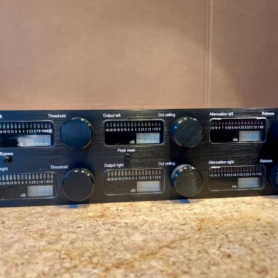 Waves L2 Hardware Brickwall Limiter (AD/DA Converter) | Reverb