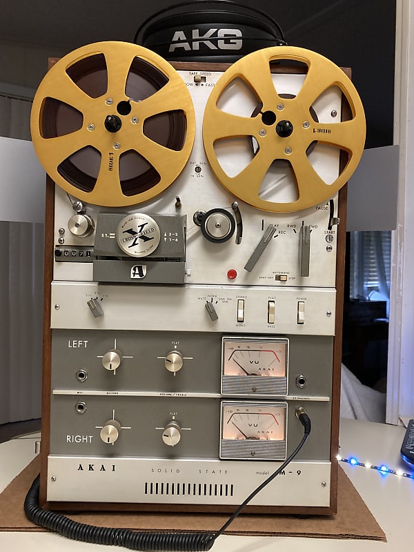 AKAI M-9 1970s Silver/Grey Alumn. Walnut cabinet | Reverb