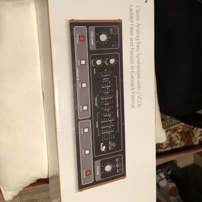 Behringer TORO Analog Bass Synthesizer | Reverb