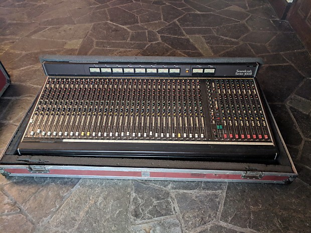 Soundcraft 800B 1980s | Reverb