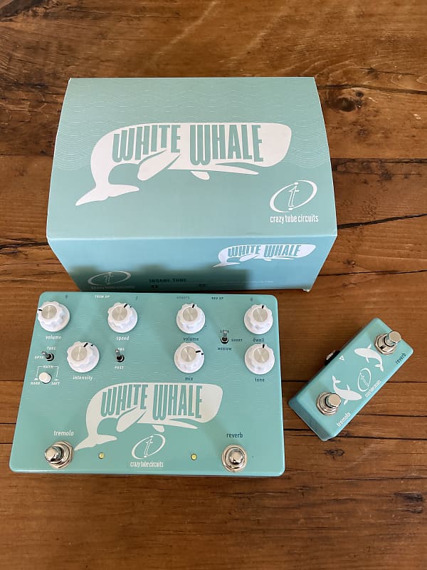 BUNDLE! With remote footswitch Crazy Tube Circuits White | Reverb