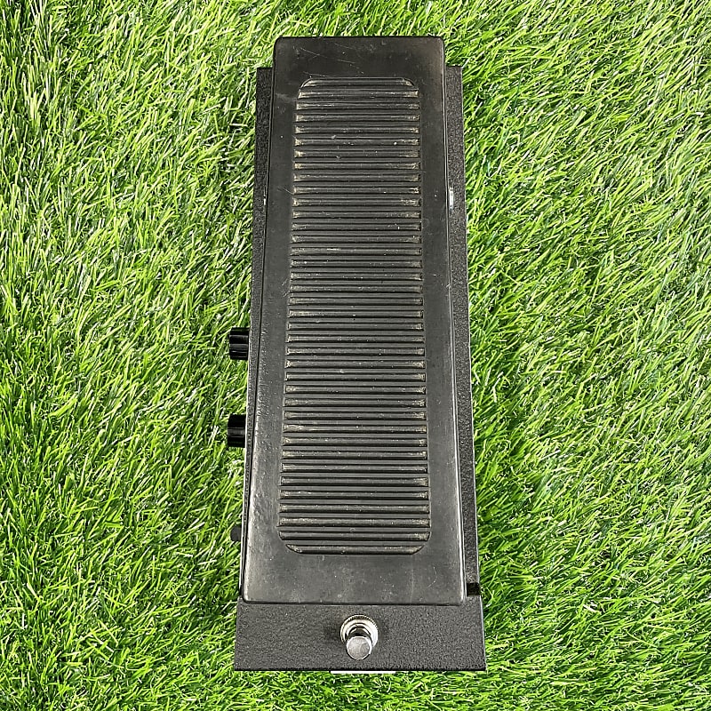 Shin-ei Companion Fuzz Wah 8-TR | Reverb