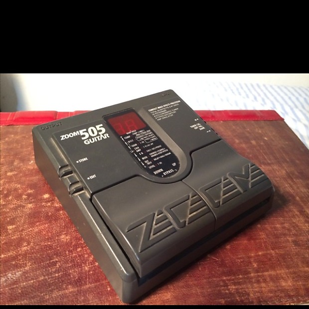 Zoom 505 Guitar Gray | Reverb