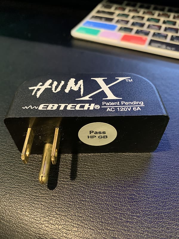 Ebtech Hum X Ground Loop Hum Eliminator Plug | Reverb