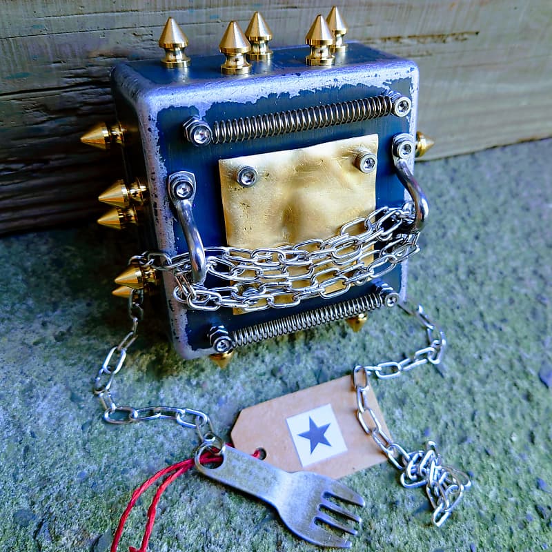noise box/percussion/noise instrument/metal junk-BANEBAKO- | Reverb