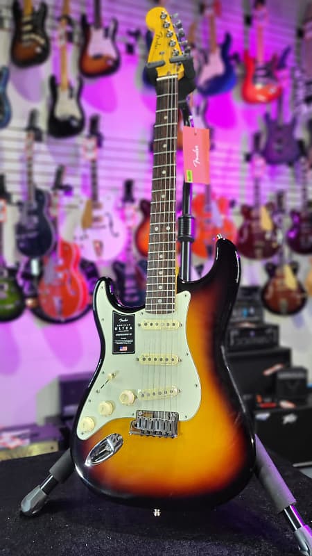 Fender American Ultra Stratocaster Left-Handed Ultraburst | Reverb