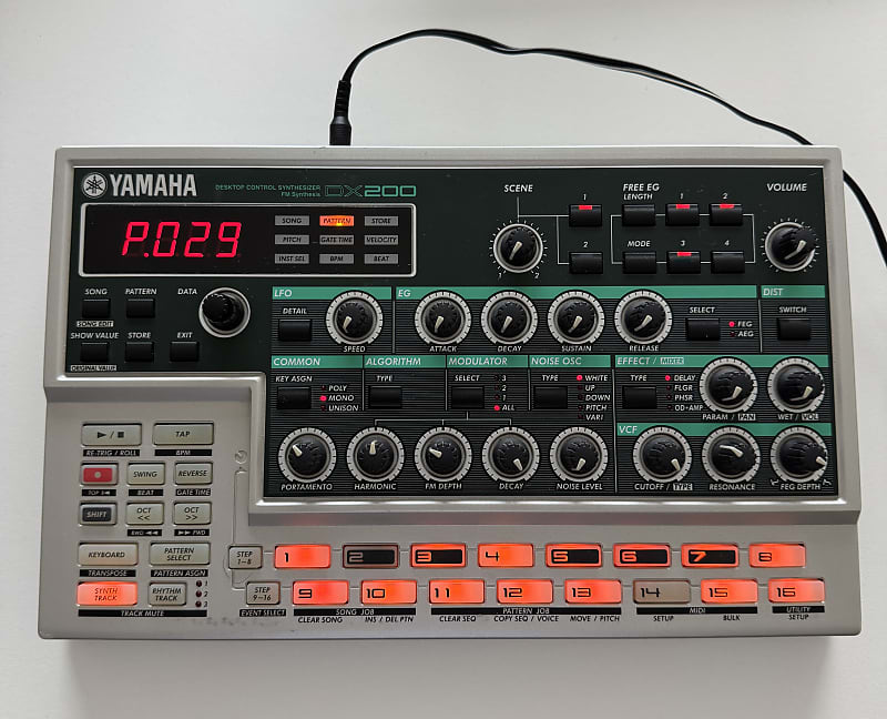 Yamaha DX 200 | Reverb