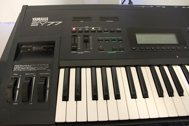 Yamaha SY77 (The prince of FM synthesis) | Reverb