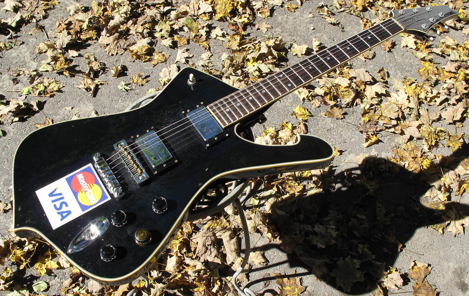 Fender Custom Shop Devo Reverse Swinger - OffsetGuitars.com