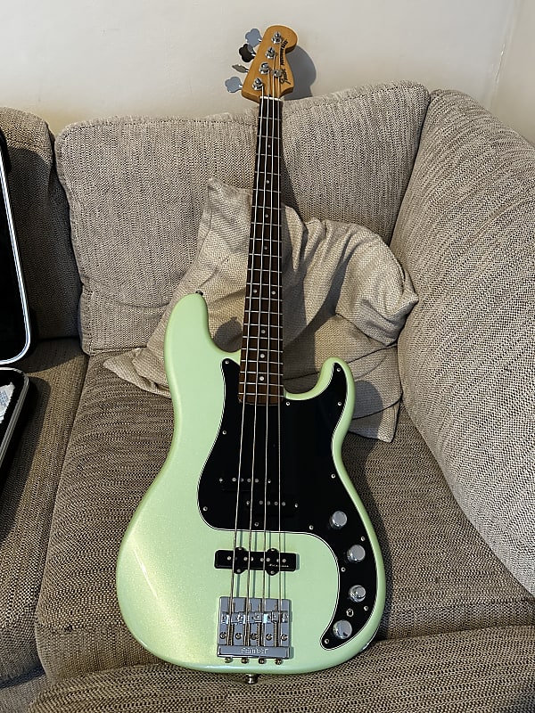 Fender FSR Deluxe Precision PJ Bass with Rosewood | Reverb UK