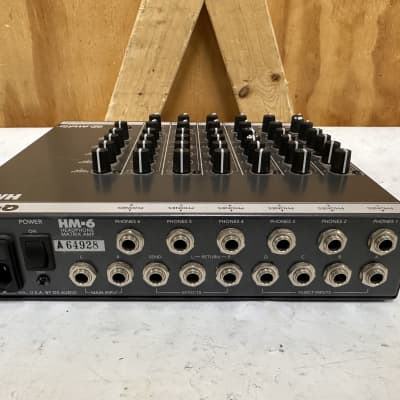 Oz Audio Q-Mix HM-6 Headphone Matrix Amplifier | Reverb
