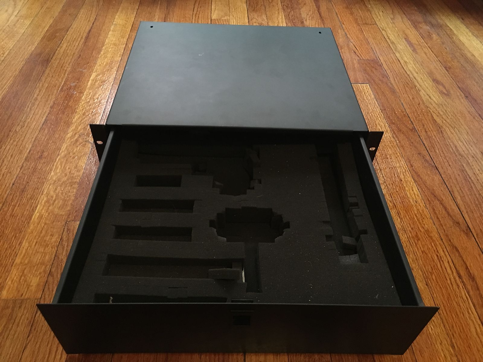 Gator GRW-DRWDF3 Foam-Padded 14.2" Rack Drawer - 3U | Reverb