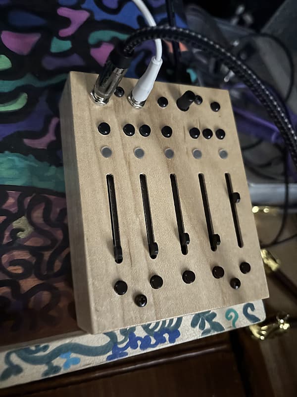 Critter & Guitari 5 Moons Multitrack Recorder & Looper 2024 - | Reverb