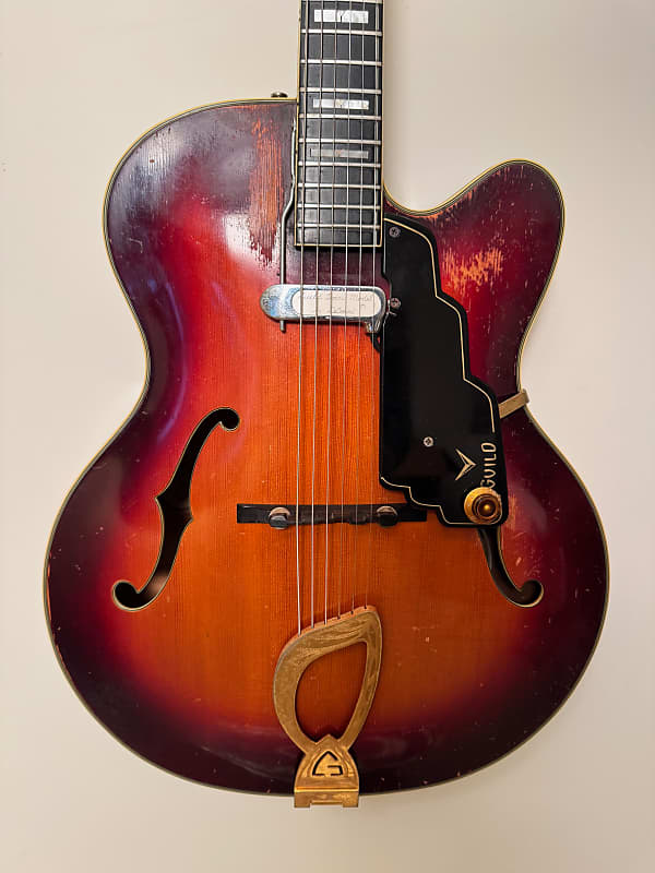 Guild Artist Award 1964 - Sunburst with original Harptone | Reverb