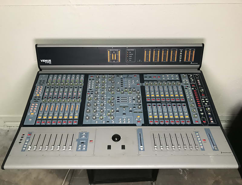 Digidesign Venue D-SHOW Main Mixing Console Surface | Reverb