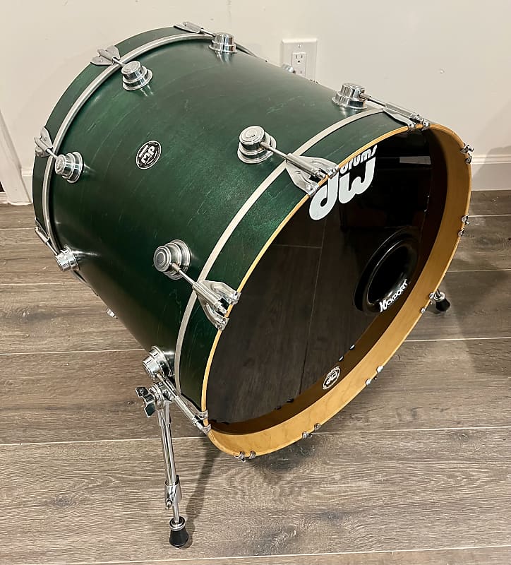 DW Collectors 22" Bass Drum - Made in USA | Reverb