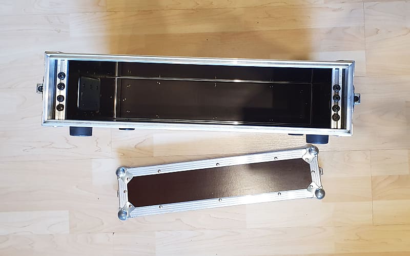 Rack 2HE Eco 40 | Reverb