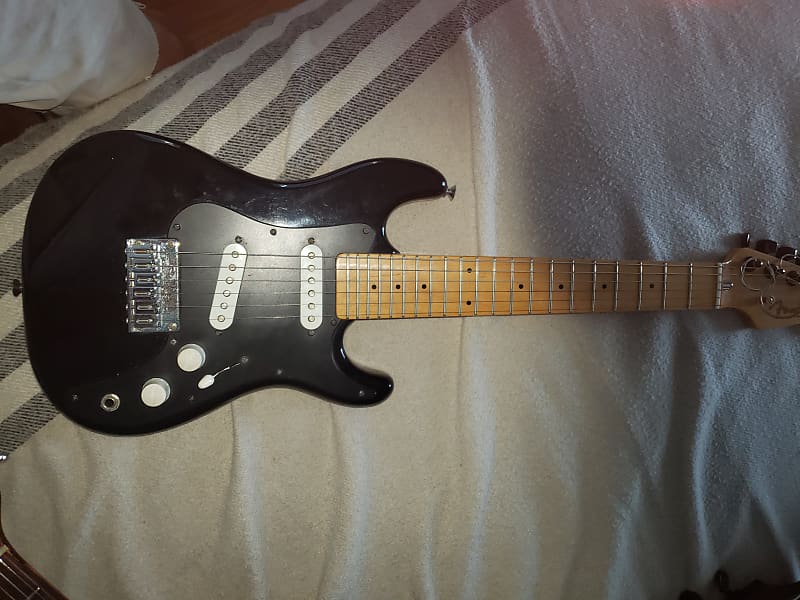 Fender copy Stratocaster 1988 - black | Reverb