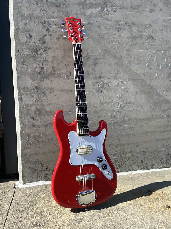 1970s Memphis AR2 Short Scale Electric Guitar W/ Bill | Reverb