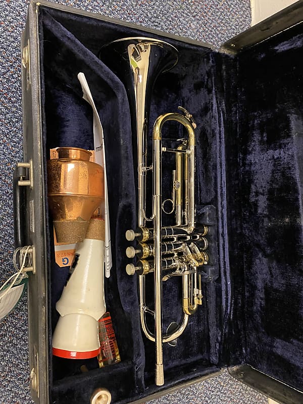 C.G. Conn Connstellation Trumpet 1966 | Reverb