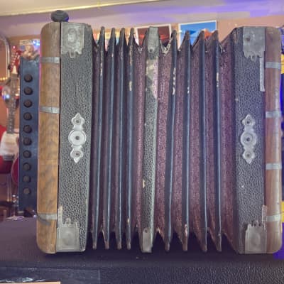 Lester Antique Squeeze Box Brown | Reverb