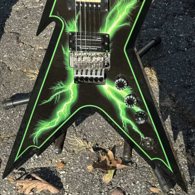 2009 Dean Dimebag Darrell Signature Razorback Slimebolt | Reverb