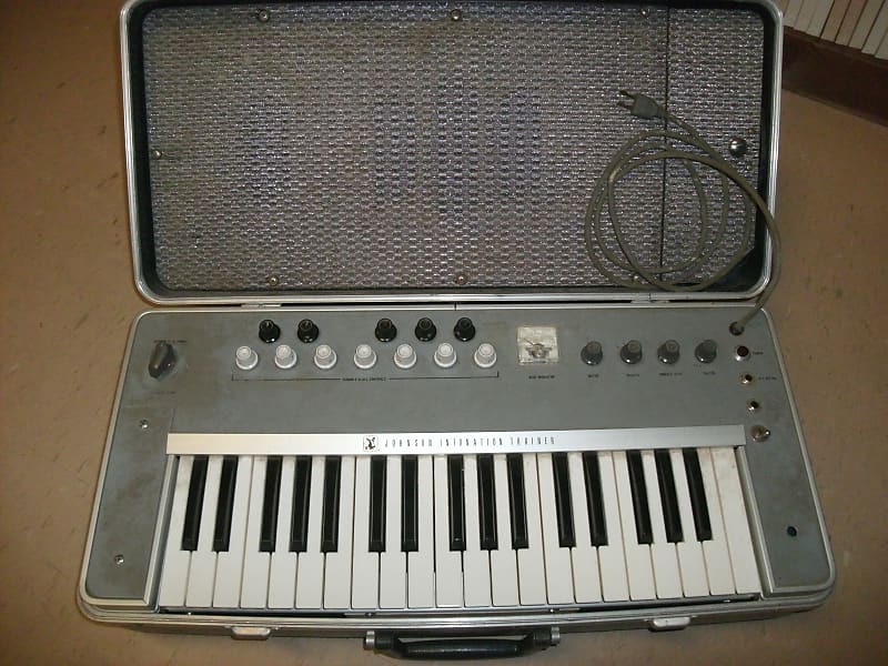 Johnson Intonation Trainer 1960s Tunable Polyphonic Synth | Reverb