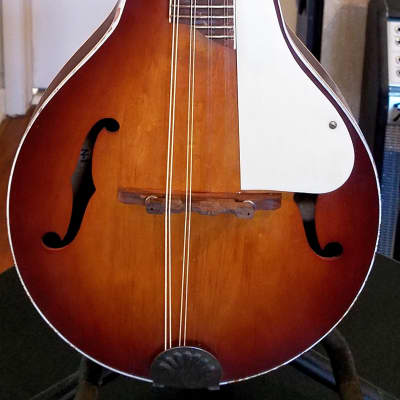 AIRLINE MANDOLIN 1960s SUNBURST | Reverb