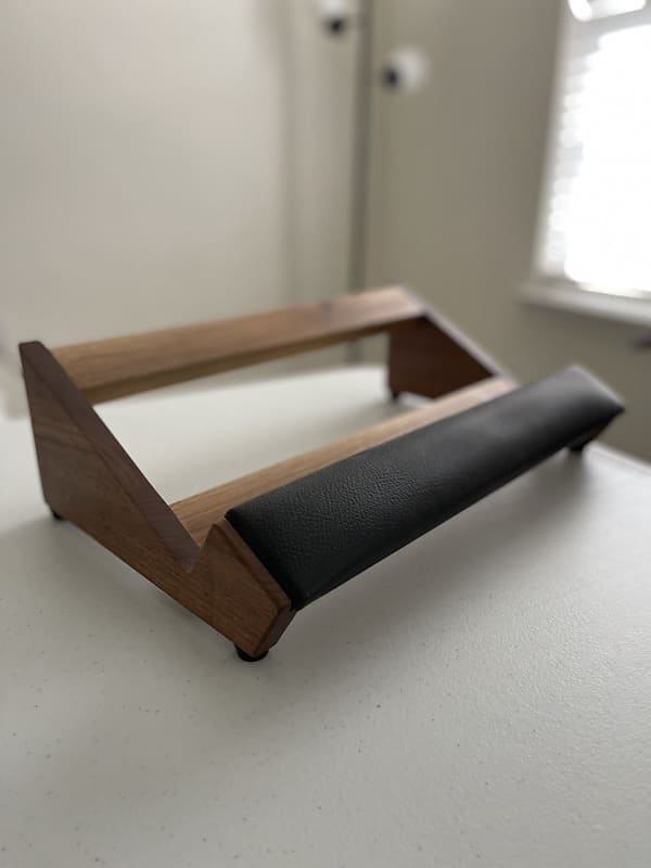 Akai Mpc Live Lux Walnut Desk Stand 2020 | Reverb