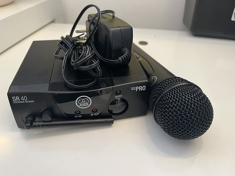 AKG SR 40 Mini Pro | Reverb