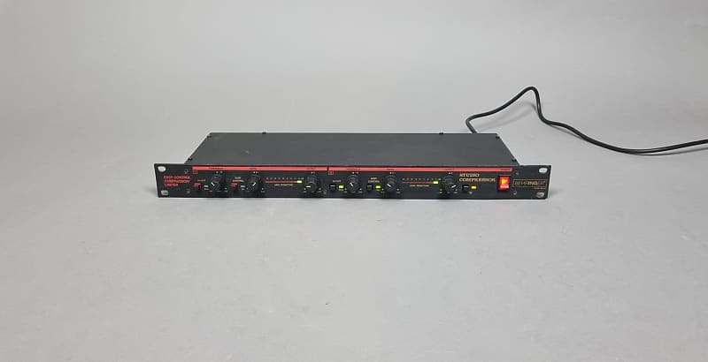 Behringer Studio series Easy control Compressor/Limiter | Reverb